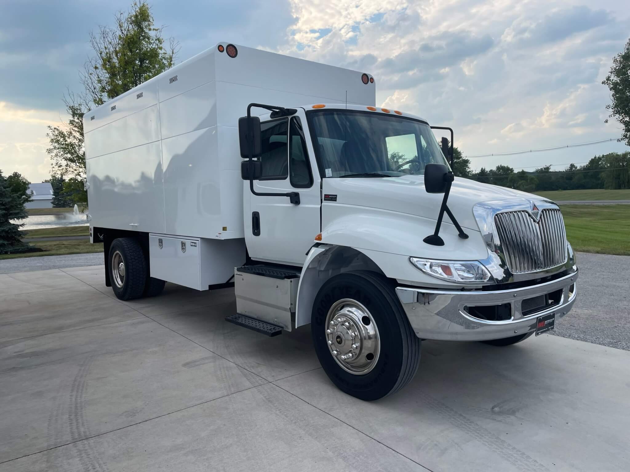 2017 IH 4300 NEW 16' Arbortech Chip Body Package! - Imel Motor Sales
