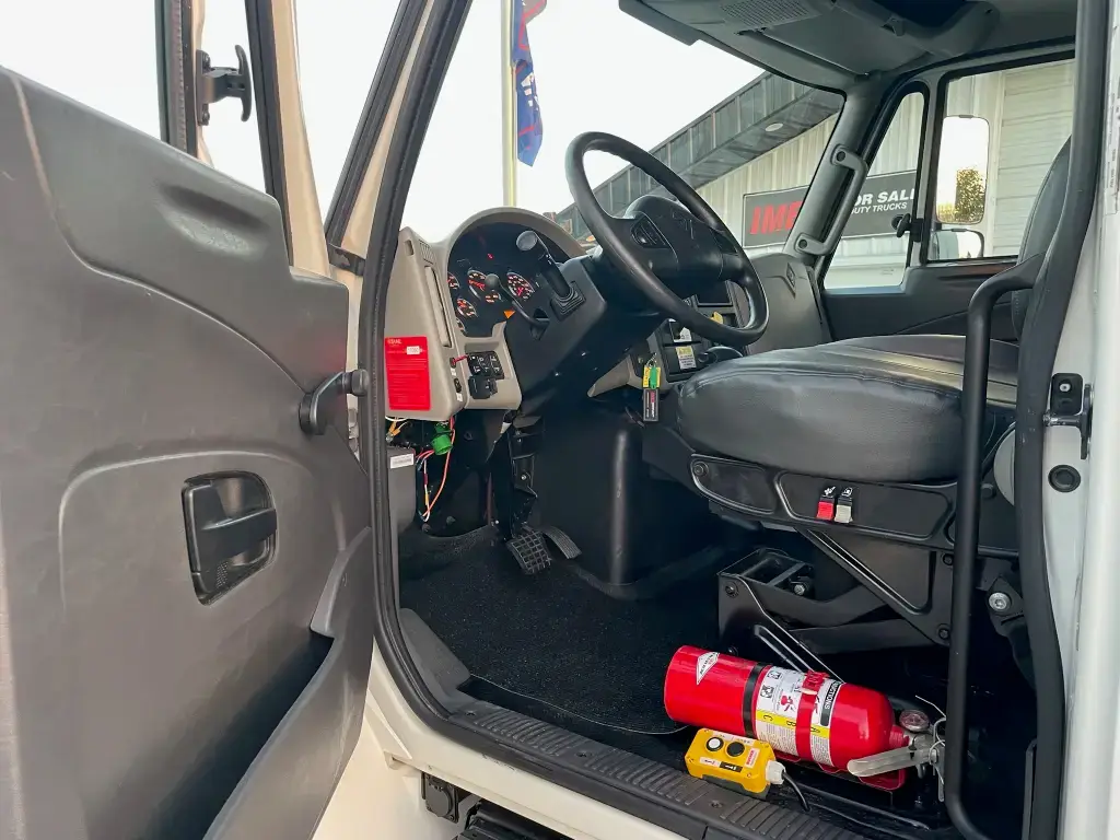 2017 IH 4300 NEW 16' Arbortech Chip Body Package! - Imel Motor Sales