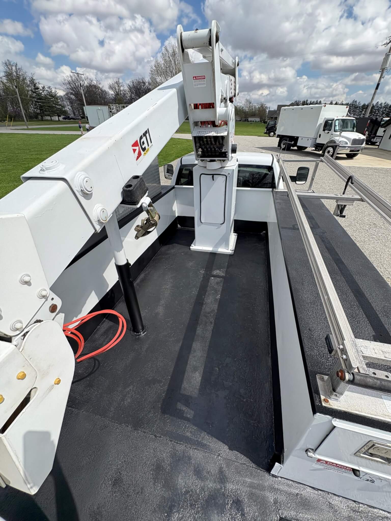 2016 Ram 5500 4x4 Bucket Truck - Imel Motor Sales