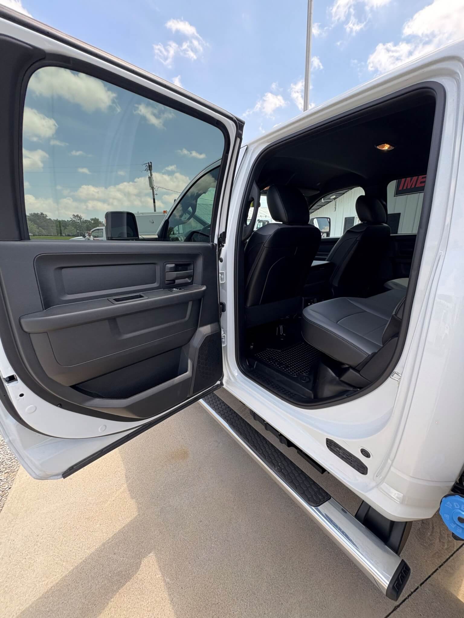 2024 RAM 5500 6.7 CUMMINS DIESEL SERVICE TRUCK - Imel Motor Sales